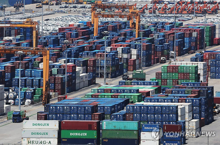 April's industrial output, retails sales, investment fall in triple whammy