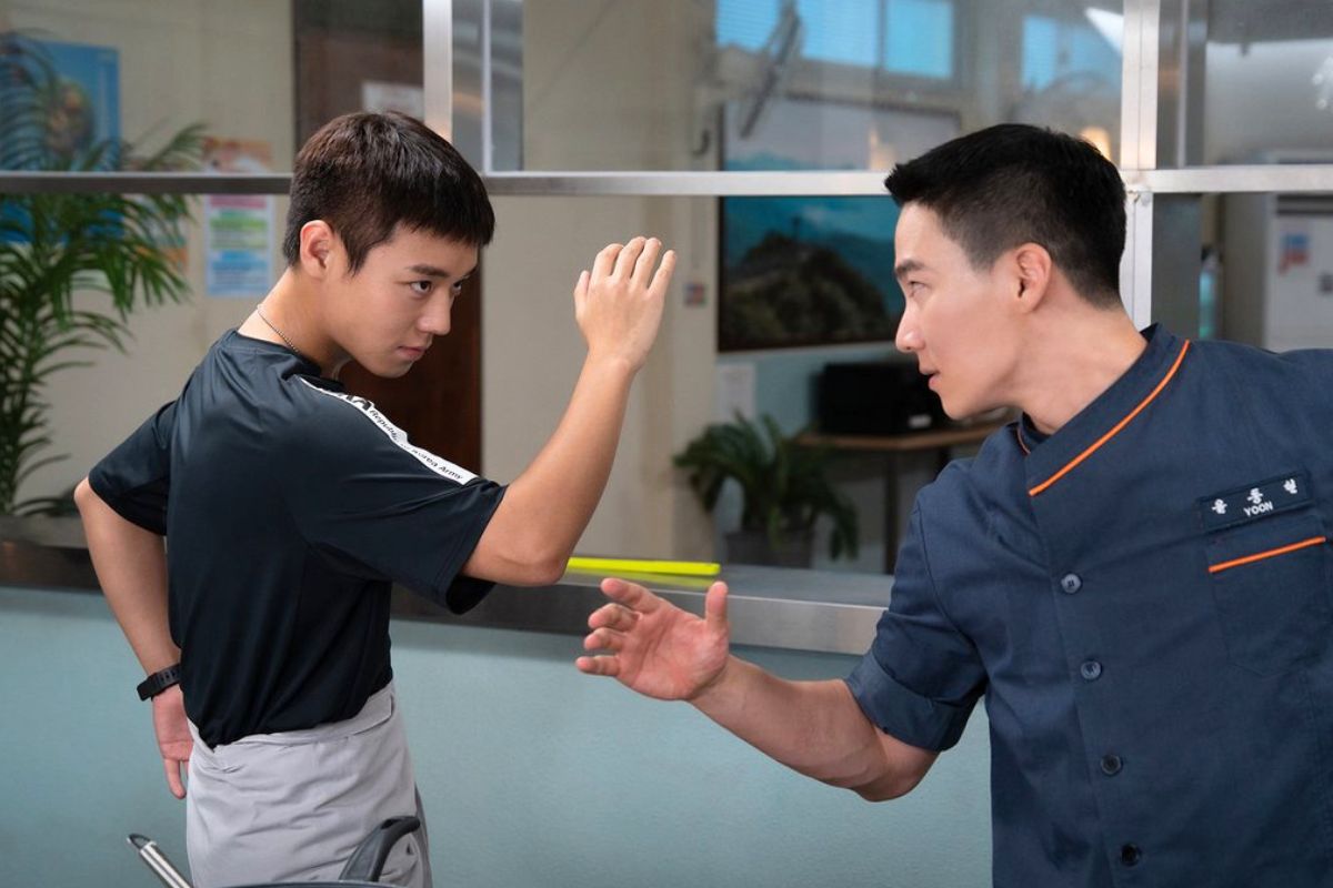 Bộ phim "Huyền thoại lính bếp" của Park Ji Hoon khởi đầu ấn tượng
