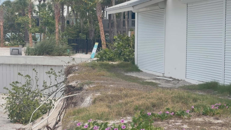 Manasota Key homeowners denied seawall to save homes from erosion