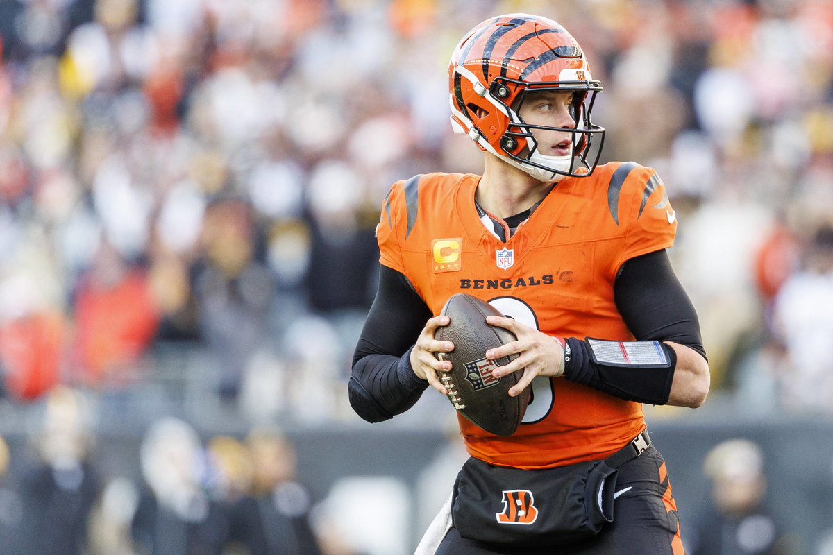 Ranking the NFL's top 25 offensive players, according to John Frascella