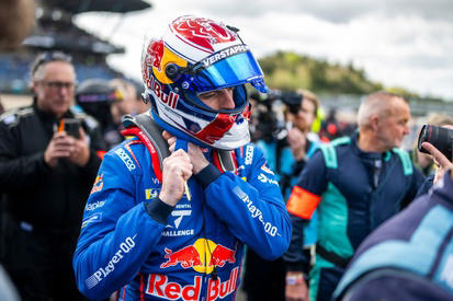 Nurburgring 24 Hours: Verstappen completes first night laps as rain ...