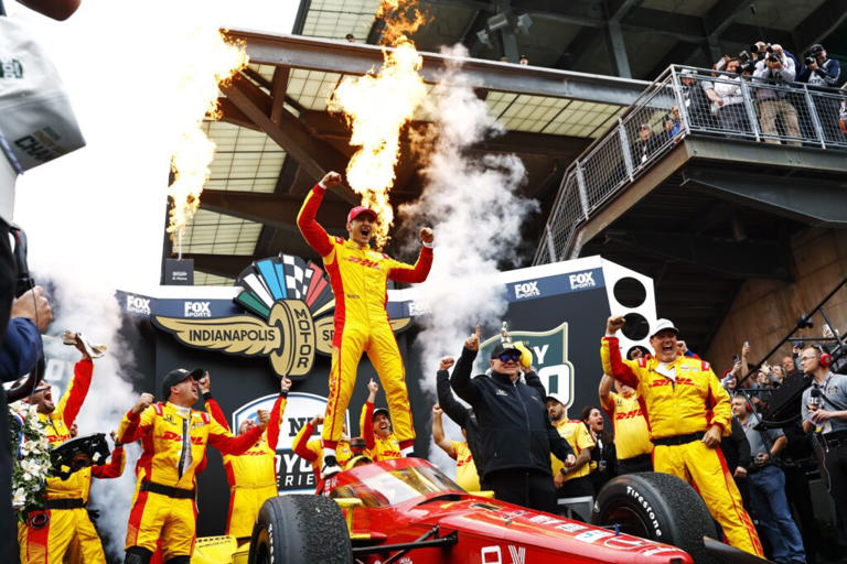 Alex Palou takes Indy 500 pole as field faces familiar challenge