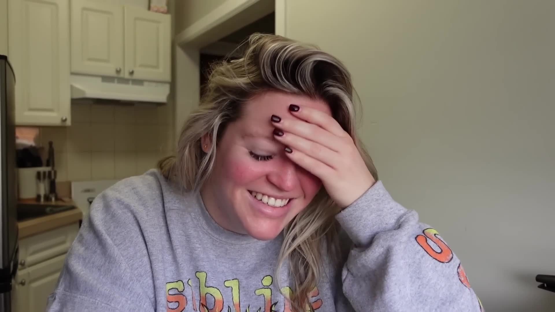 Sharing my current favorite makeup products and testing spicy chicken ...