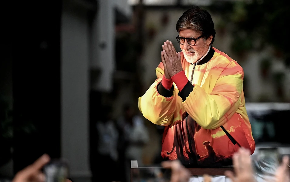Amitabh Bachchan reveals late-night music ritual amid sleeplessness
