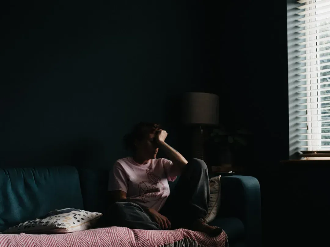 Warning signs your childhood may have been shaped by a narcissistic parent