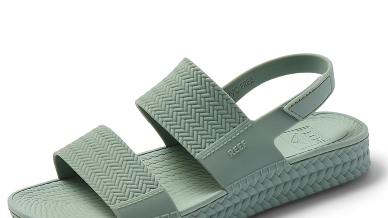 Amazon's $31 reef sandals are comfortable and perfect for summer