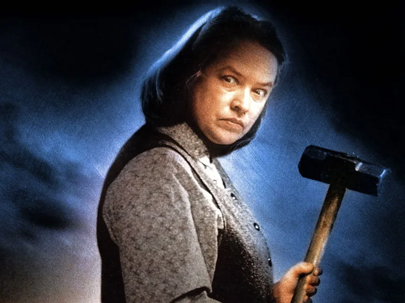 These 10 female movie characters are pure evil