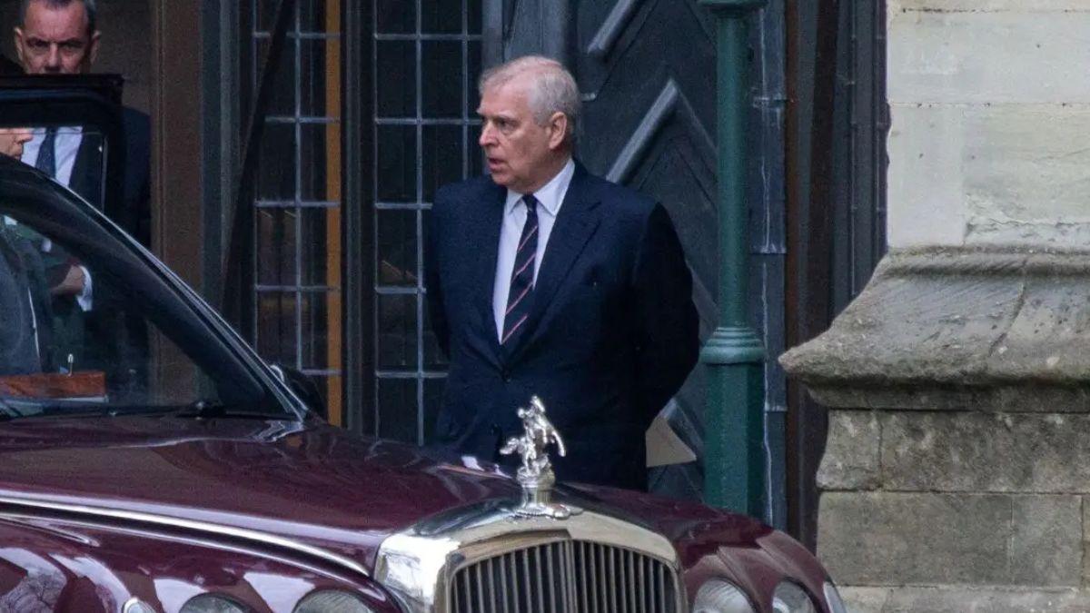Ex-prince Andrew urged to stay under 'house arrest' after escaping ...