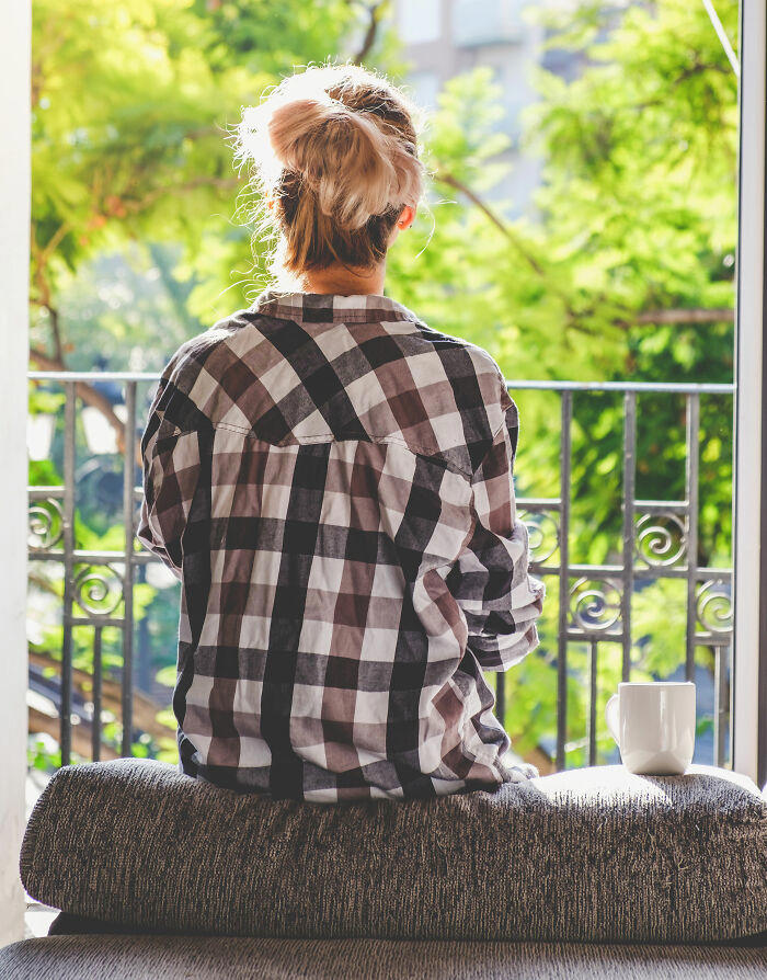 75 things millennials say felt normal in the 2000s but are luxuries now