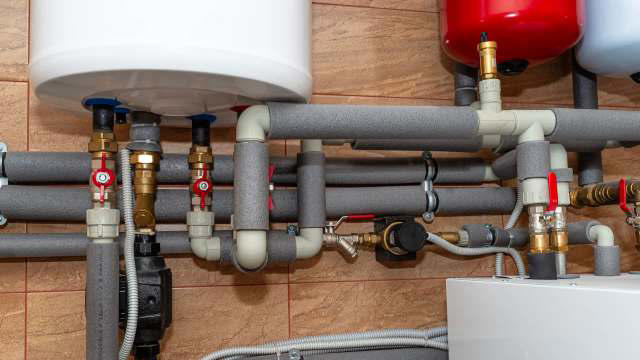 This water heater with the efficiency of an LED lightbulb can save you ...