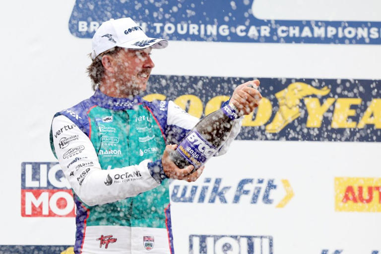 BTCC Brands Hatch: Ingram takes first win of 2026 in race three