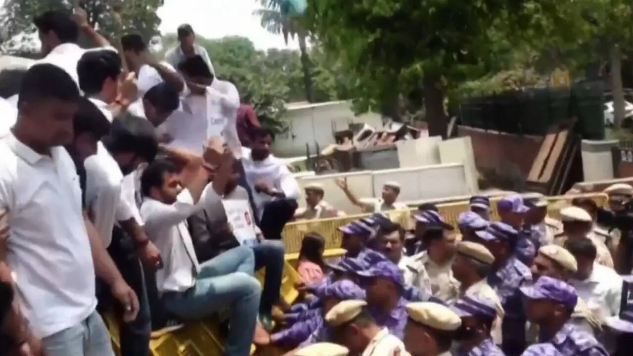 What led to cancellation of NEET-UG 2026 exam; students hit Delhi ...