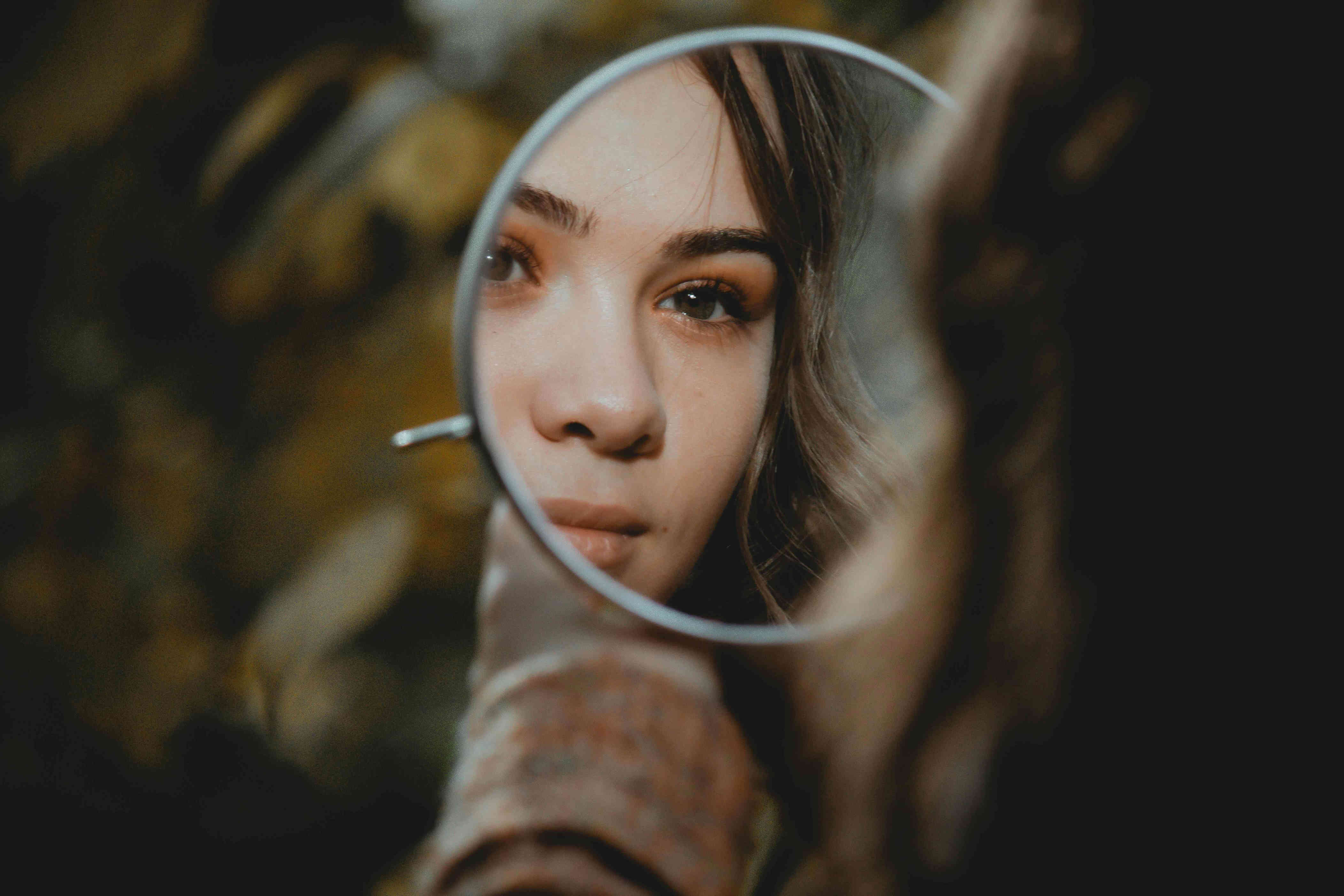 15 people share the signs that you're not hot