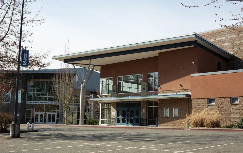 Northshore board ends Bothell High's school officer program