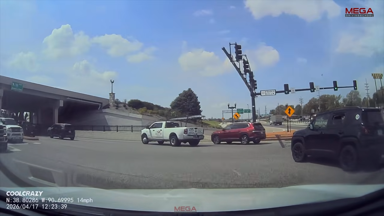 This Karen tried to take control - then it backfired fast
