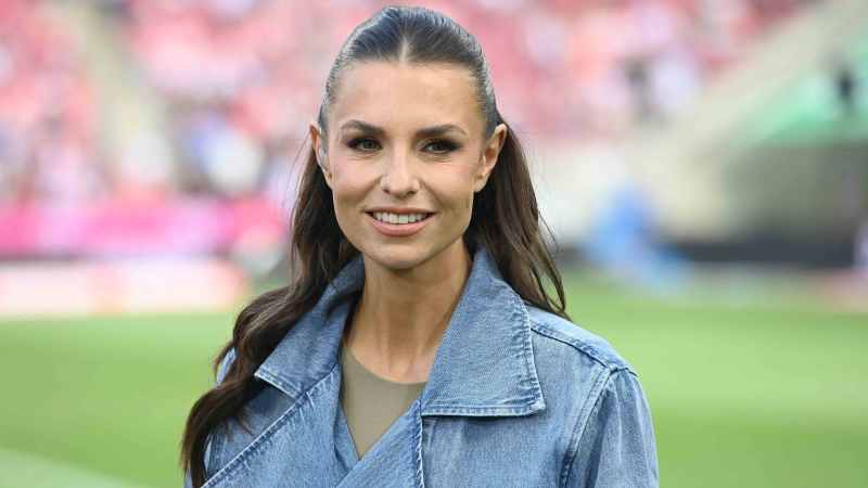 Diese Beine! Laura Wontorra zeigt ihren trainierten Body