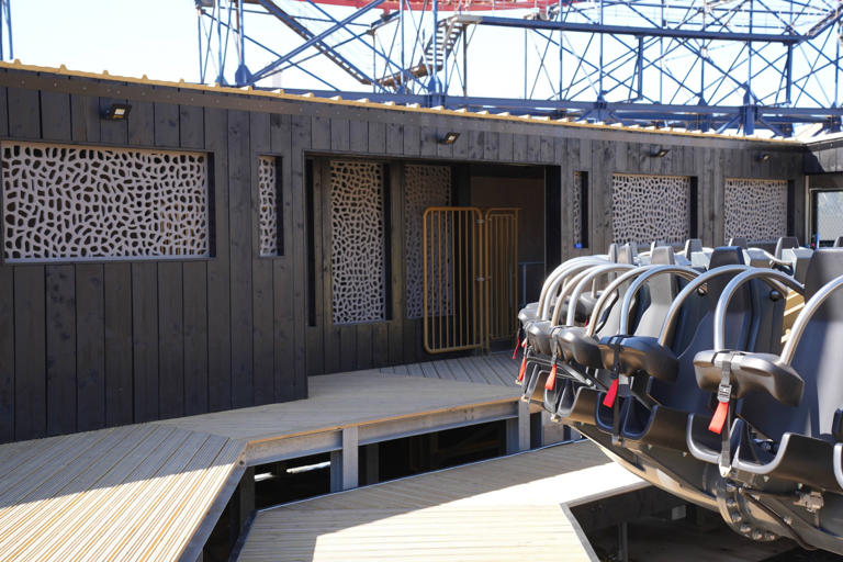 Blackpool Pleasure Beach set to open record-breaking Avitkas gyro swing ...