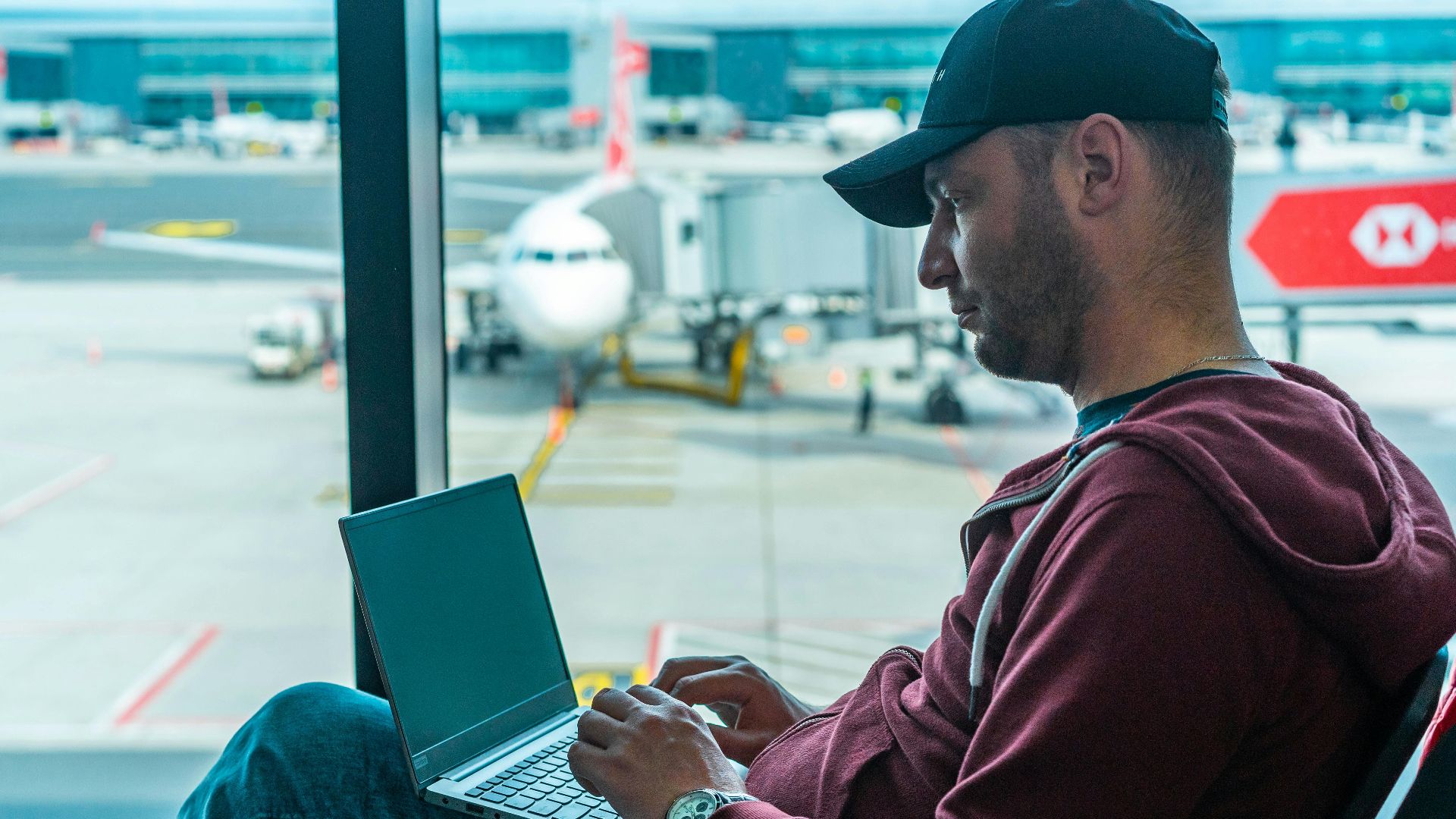 I checked my bank balance on airport WiFi, and now I’m panicking—did I ...