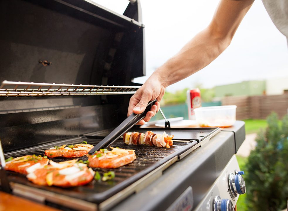 I'm a pitmaster, and these are the 7 mistakes that are ruining your steak