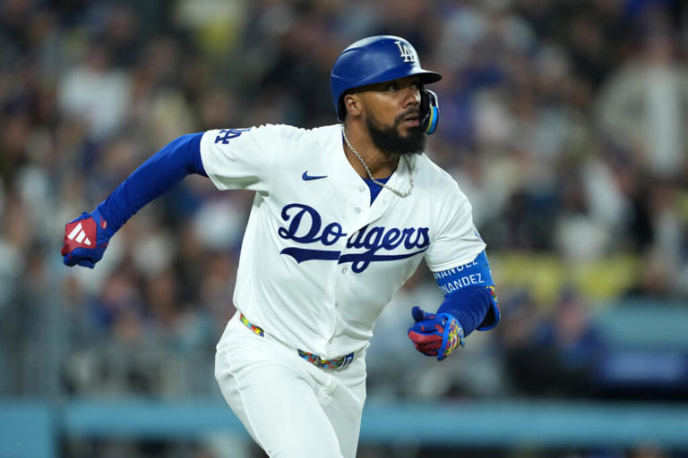Dodgers should look to make trade after putting all-star outfielder on IL