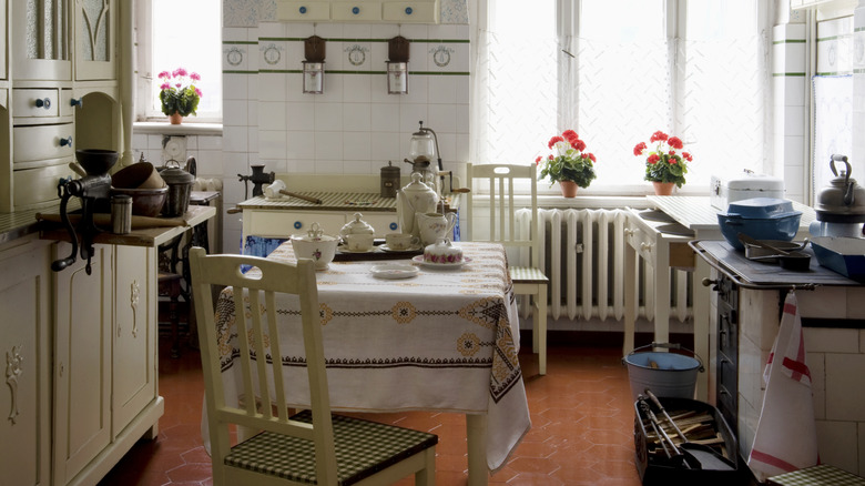 14 vintage kitchen trends we can't wait to see come back