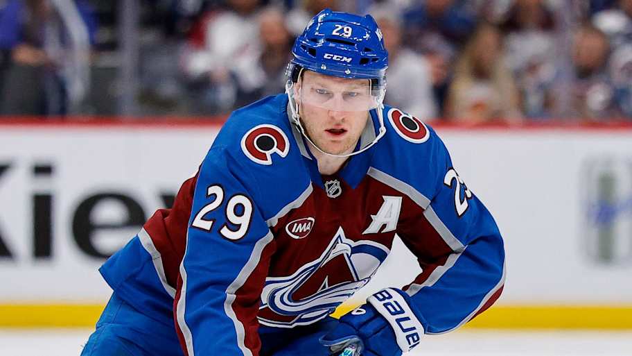 Bissonnette explains clearly why Avalanche win, unlike Oilers