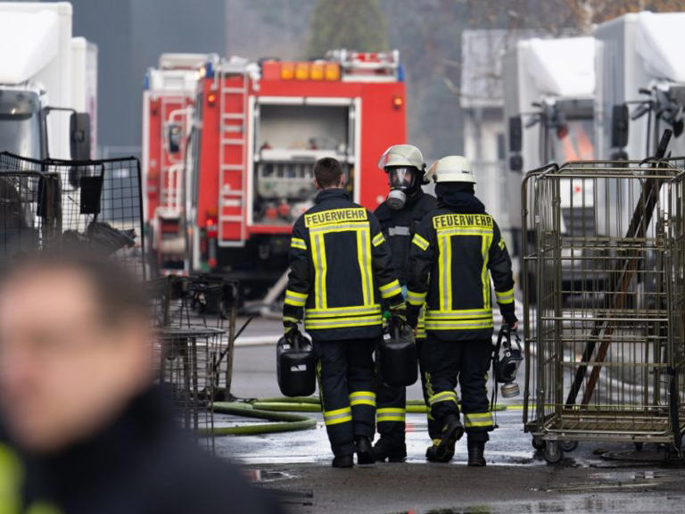 Entwarnung Raa-Besenbek heute: Brandgase Pinneberg unter Kontrolle ...