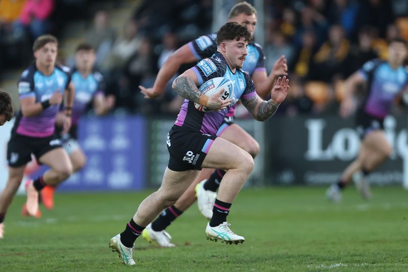 Hull FC chief defends criticised star and makes 'garden gnome' joke