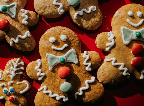 UK gingerbread biscuit maker plunges into liquidation - in business ...