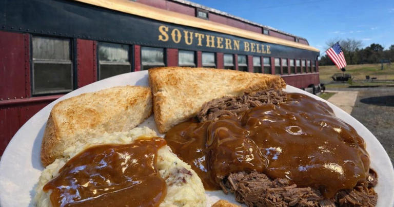 This 1940s railcar restaurant in Oklahoma serves amazing southern food