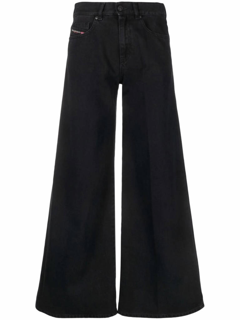 Las sandalias de plataforma en tendencia para llevar con jeans palazzo ...