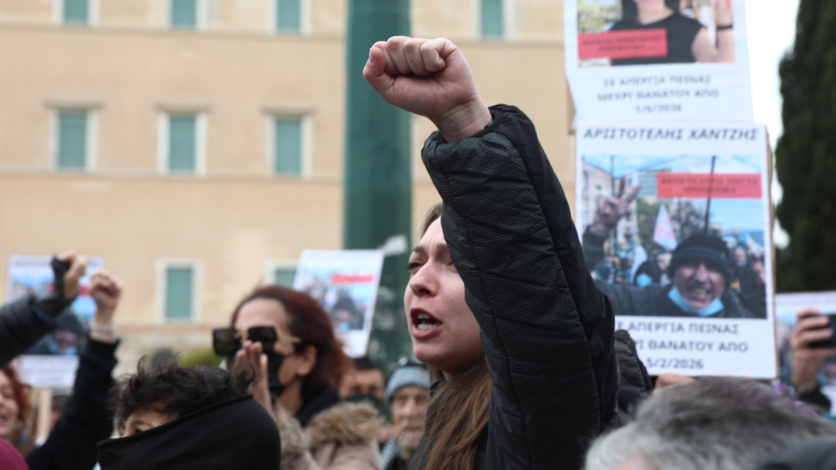 Τα μηνύματα των πολιτικών αρχηγών για την εργατική Πρωτομαγιά