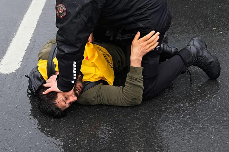 Turkish police fire tear gas and arrest around 550 people at May Day ...