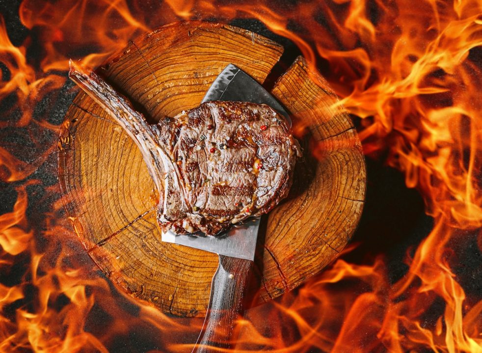 6 chain restaurants serving the best fire-grilled steaks