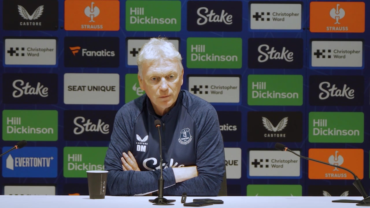 Beto back training, PGMOL talk rubbish - Moyes