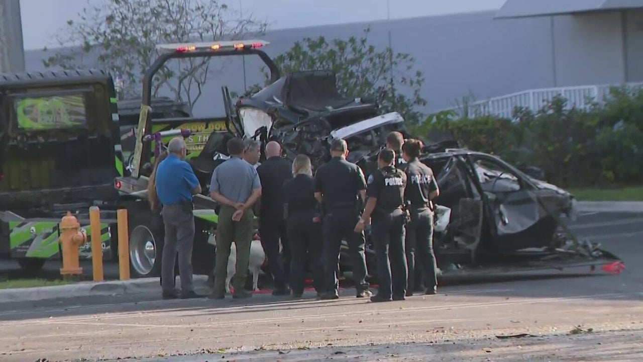 Man killed, car destroyed in violent Doral crash early Friday morning