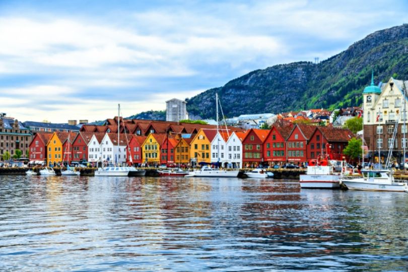 Foreign Office changes Norway travel advice and issues warning for UK ...