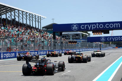 Verstappen ya no es "un mero pasajero" y elogia a Red Bull tras ...