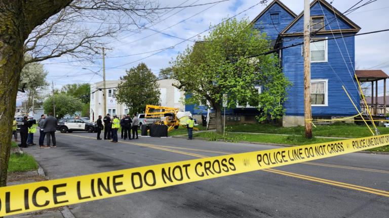 Man dead from electrocution at Syracuse home, fire department says ...