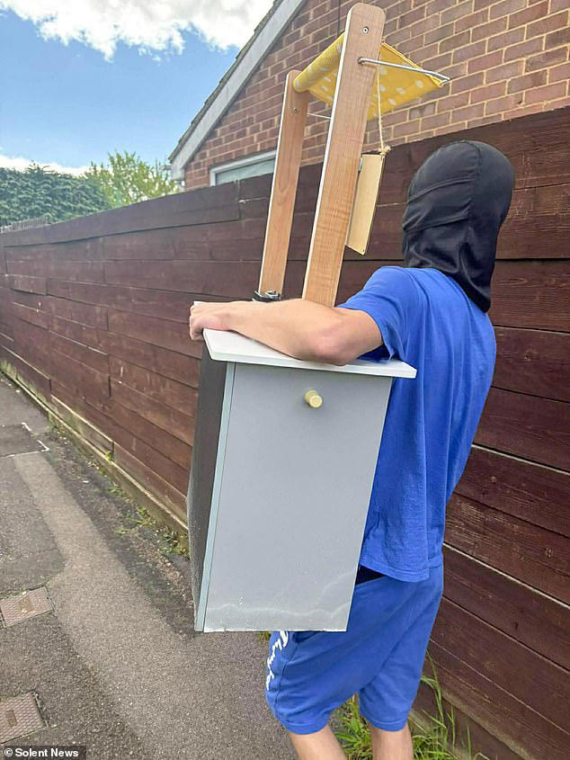 Girl, 4, gets new egg stall after birthday party ruined by balaclava ...