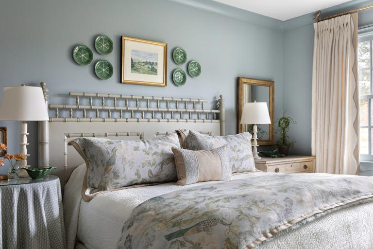 5 secrets to picking paint colors like a designer