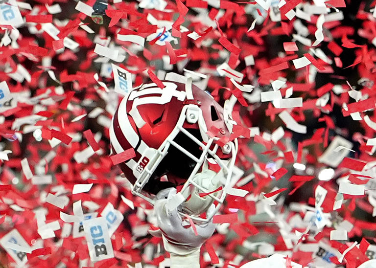 Indiana football lands commitment from 2027 OL Caleb Pugh