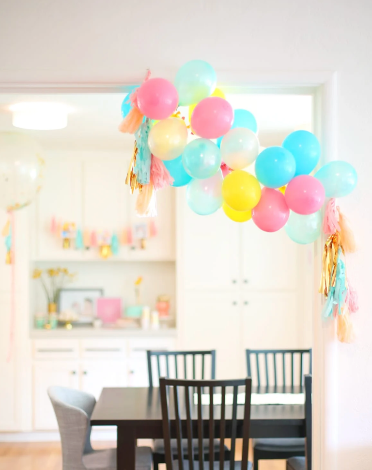 Surprise her on Mother’s Day with these beautiful decorations