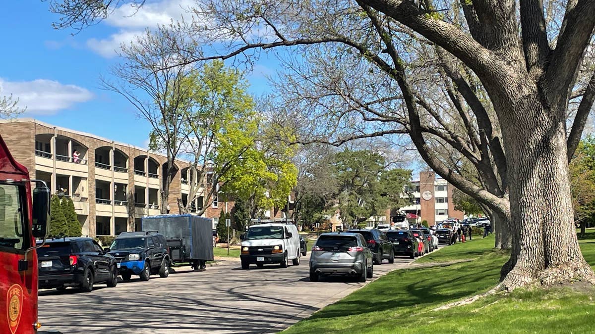 Breaking: Large police response to incident at Edina apartment building
