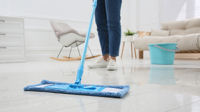 Mistakes everyone makes when cleaning their vinyl plank floors