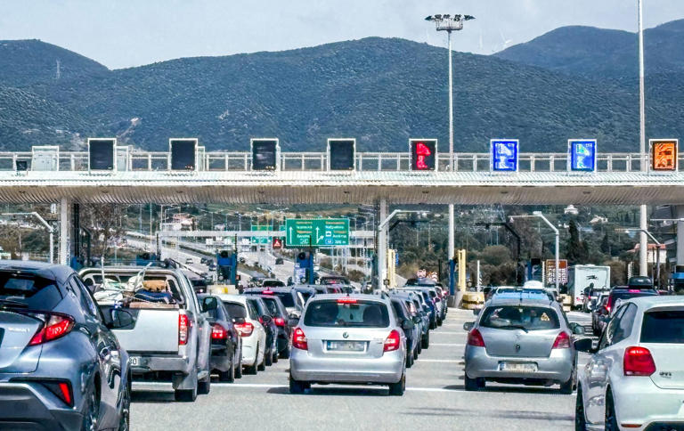 Μετ’ εμποδίων η έξοδος της Πρωτομαγιάς: Αυξημένη κίνηση στις εθνικές ...