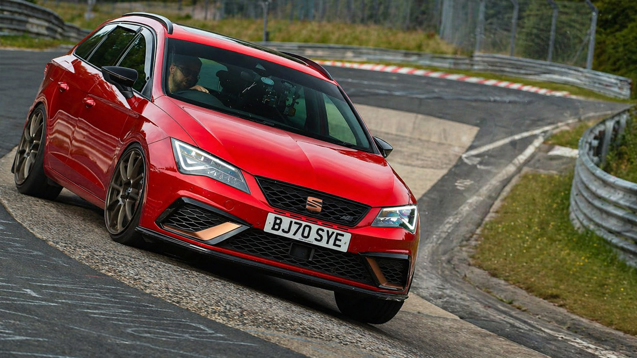 This 390 HP family wagon pushes past 200 km/h in the Nürburgring track!