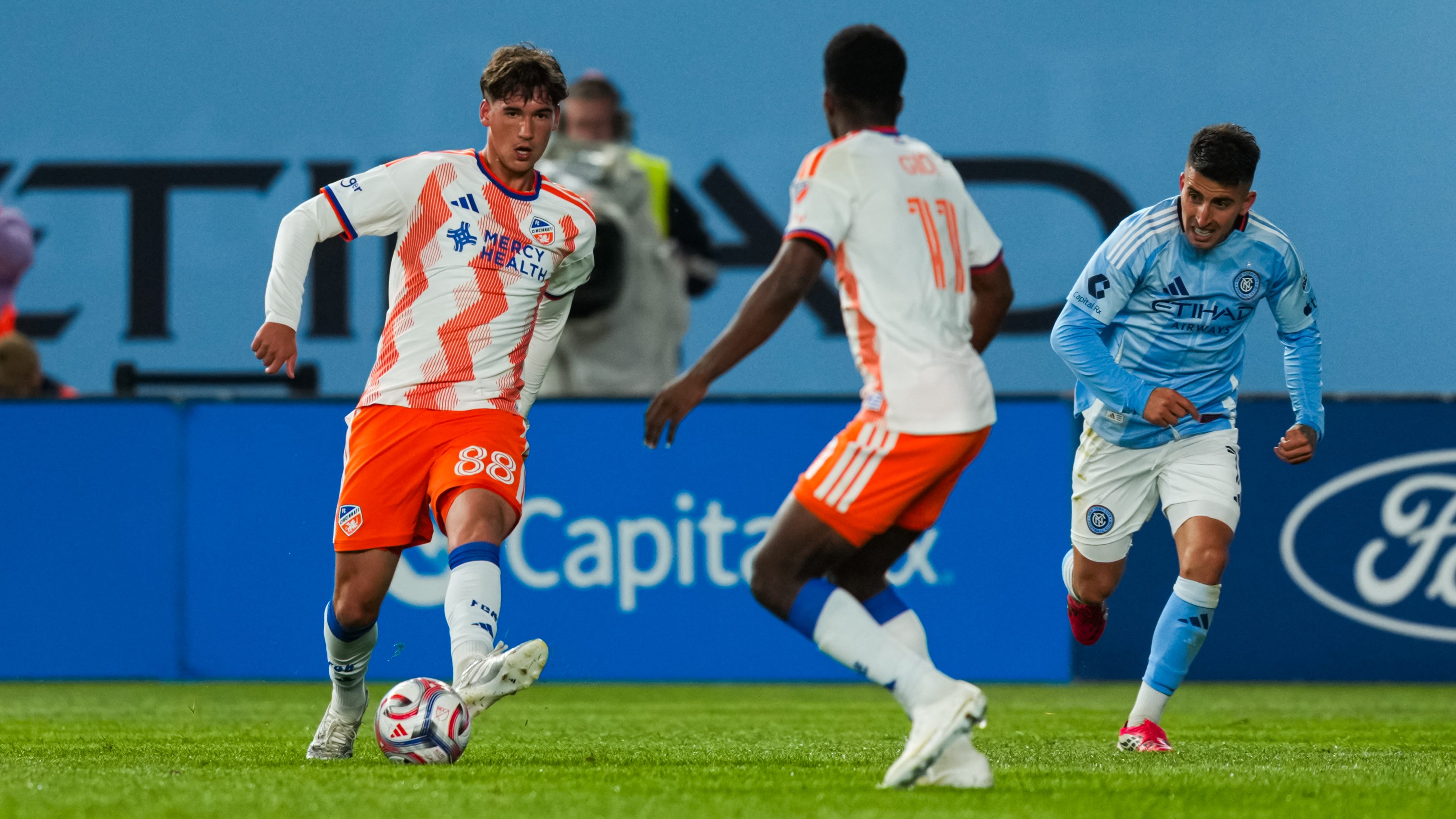 FC Cincinnati hopes to build momentum at Chicago Fire FC