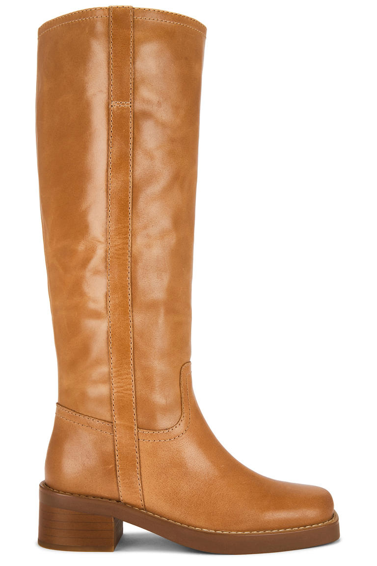 JLo just wore the rich boot color trend that makes floral dresses look ...
