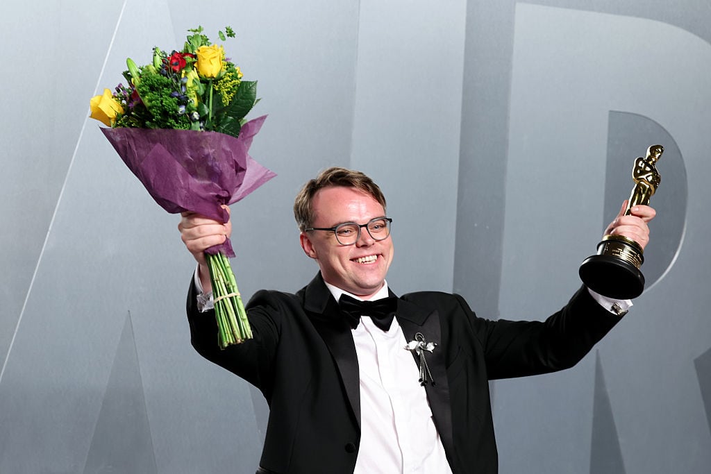Missing Oscar found after TSA tells filmmaker to check award